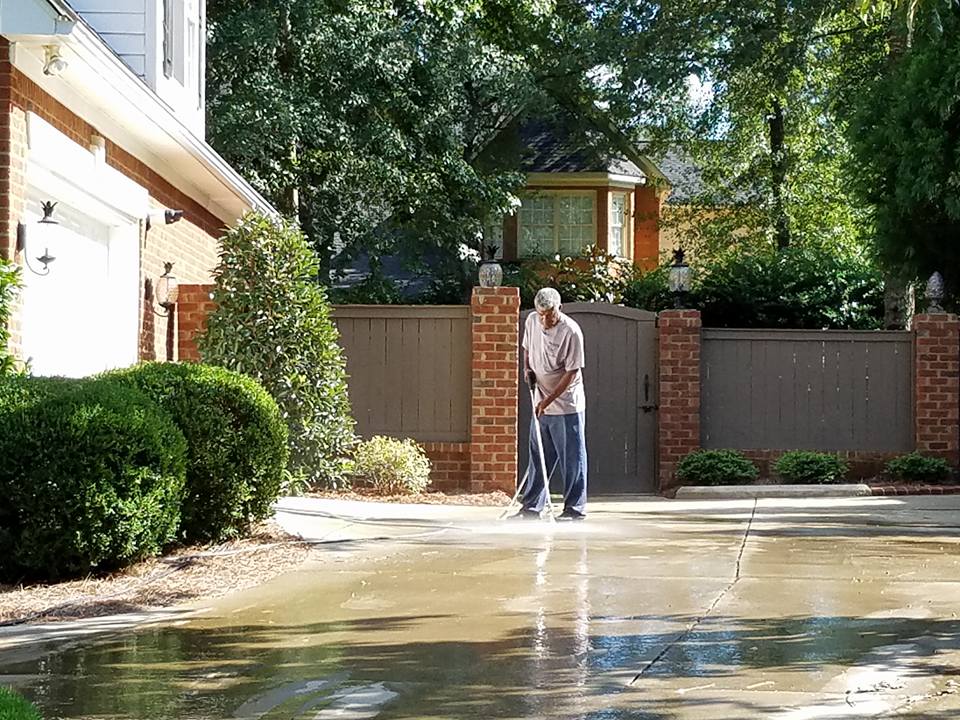 Clear Coat: Enhancing Curb Appeal through House Washing